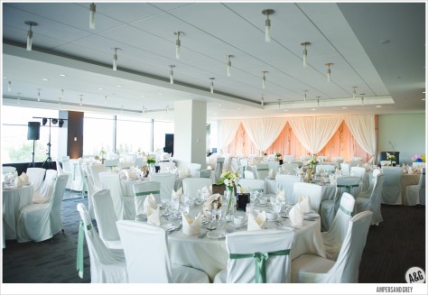 Nature Inspired Wedding in The Elegant River Room – Elegant Earth